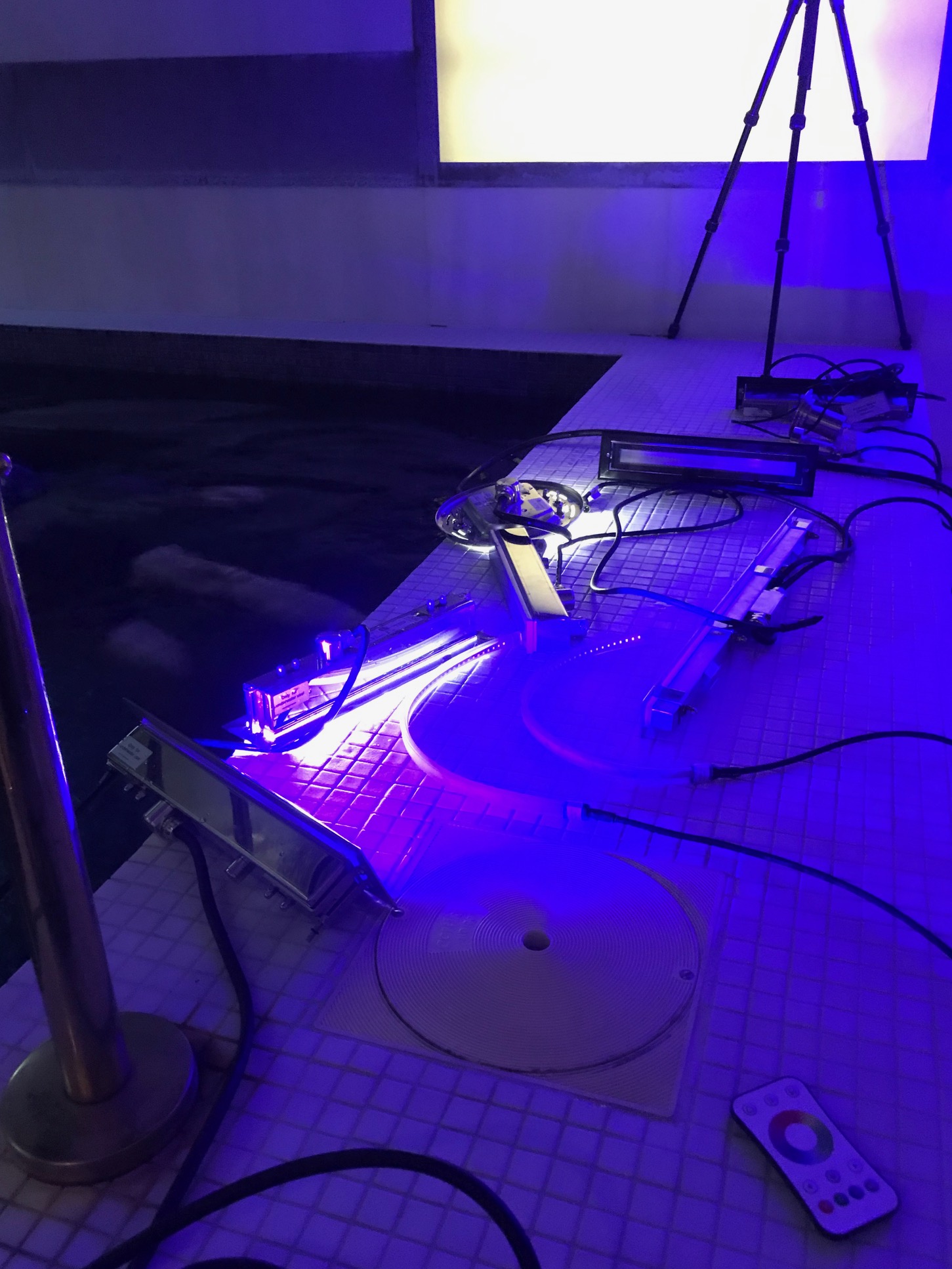 Filix Pool Demo Winter 2019 – MESH LIGHTING