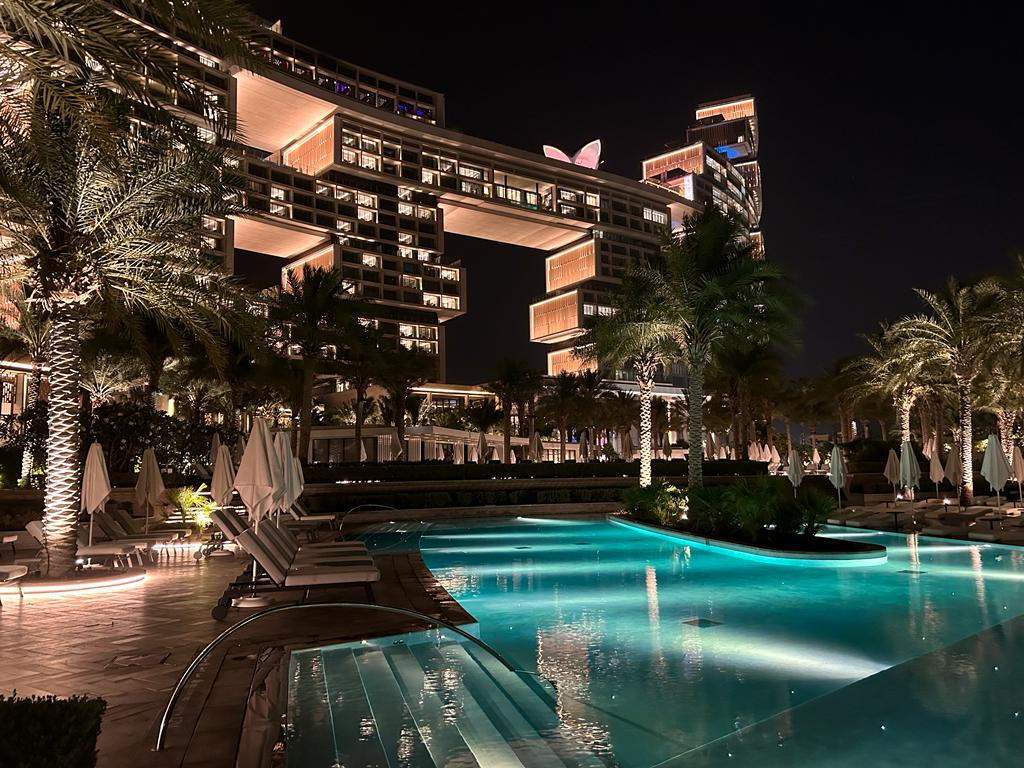 Atlantis 5 – MESH LIGHTING